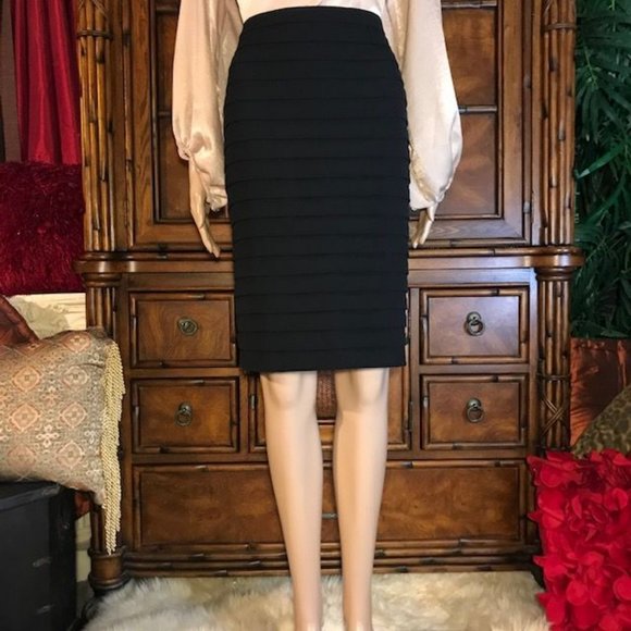 Larry Levine | Skirts | Nwot Larry Levine Cascade Pleat Pencil Skirt ...